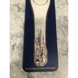 Disney | Other | Disney 5th Anniversary White Castle Magic Band ...